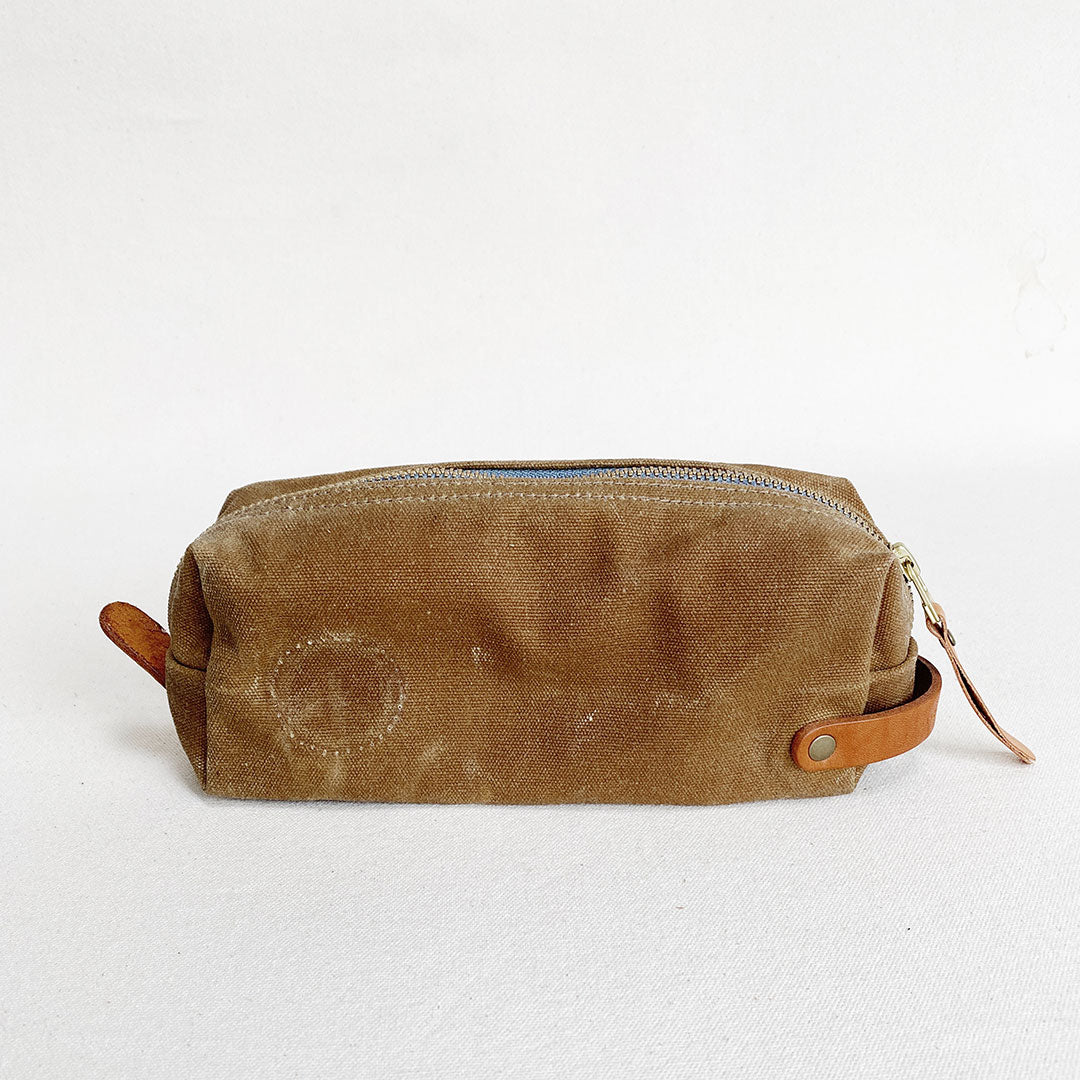 Small Waxed Canvas Dopp Kit #116 – Winter Session